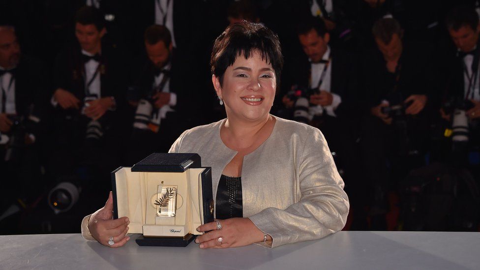 Jaclyn Jose: Cannes Best Actress for Filipina star's drug role - BBC News
