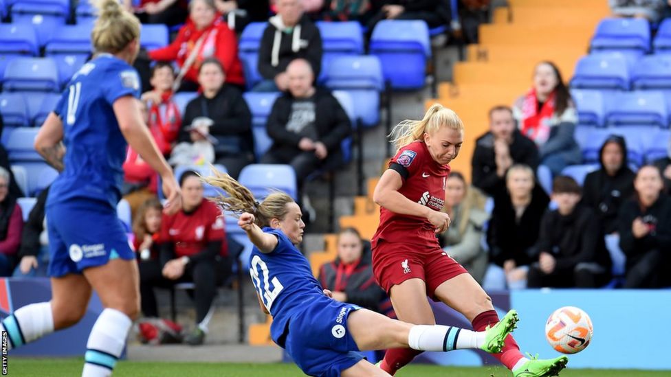 Women's Super League: Five talking points as title race and relegation ...