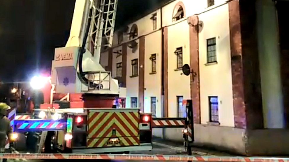 Coleraine flats evacuated after suspected arson attack - BBC News