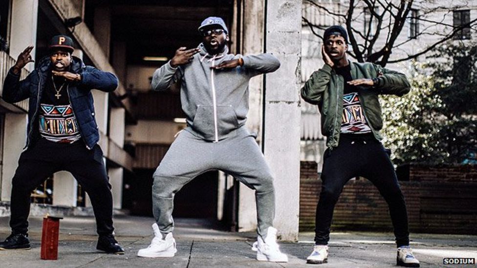 Flexing: The Brooklyn dance craze with a serious message - BBC News