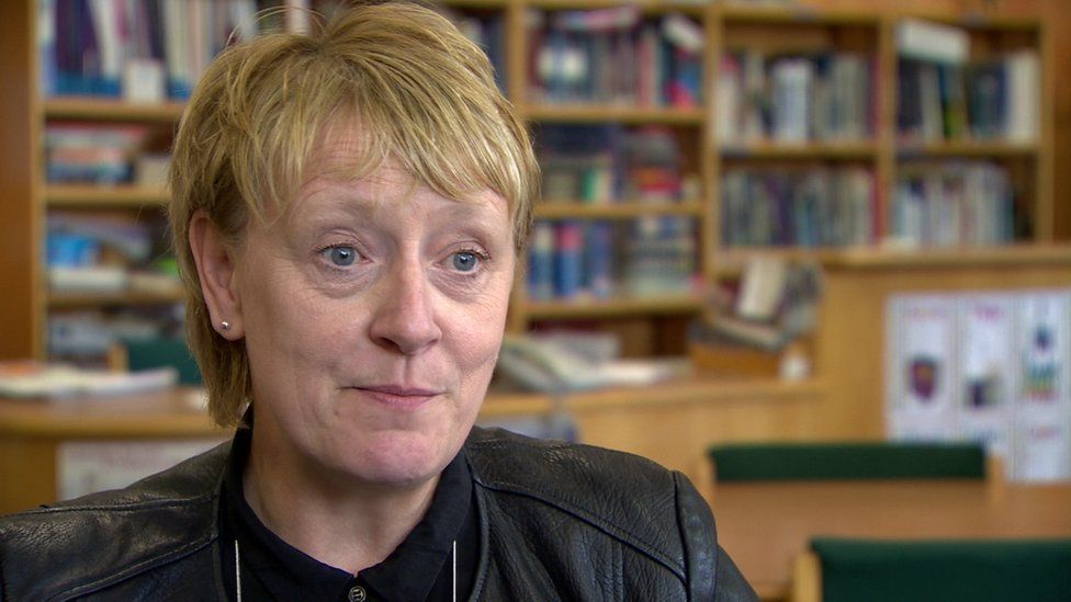 Academic selection: Teachers allowed off the 'naughty step' - BBC News