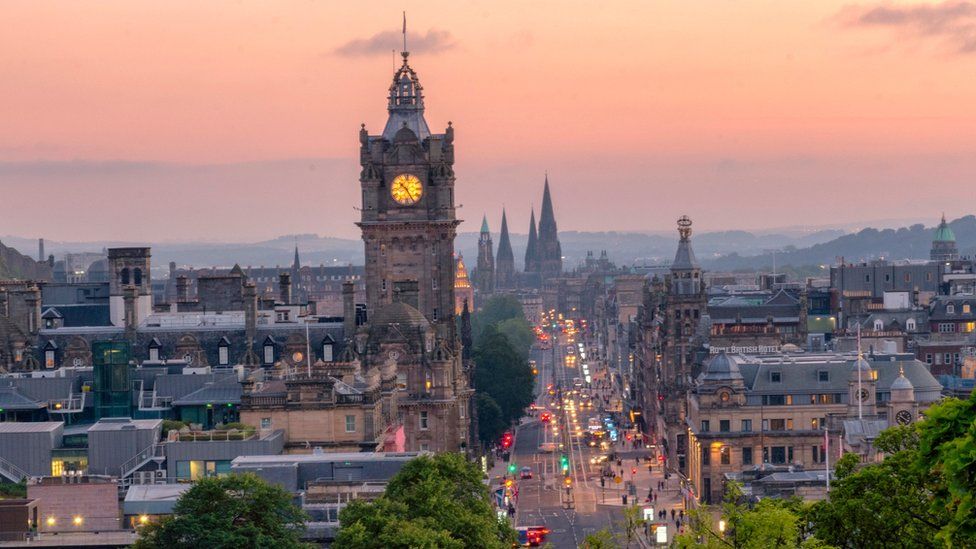 The deadly price of building Edinburgh's New Town - BBC News