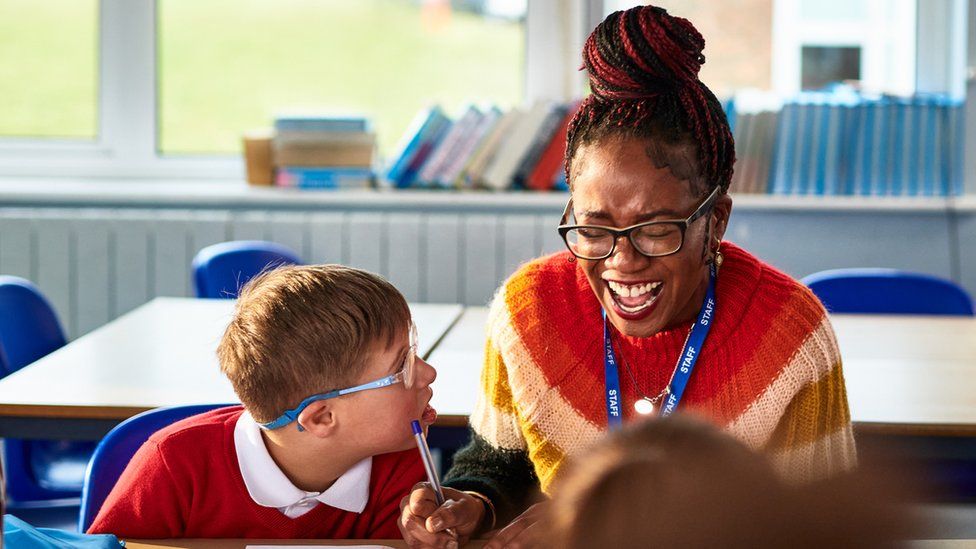 World Teachers' Day: Send us your messages - BBC Newsround