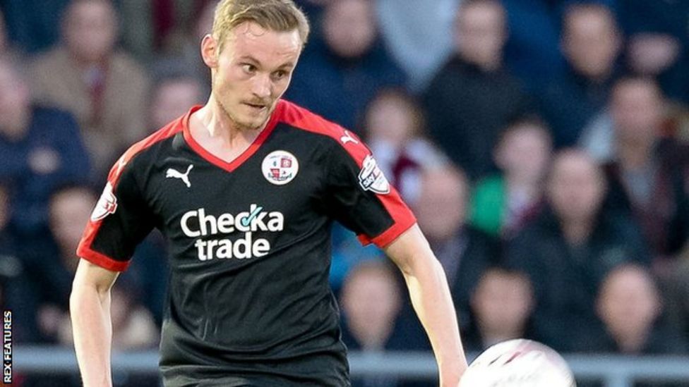 Frankie Sutherland: Woking sign former QPR midfielder - BBC Sport