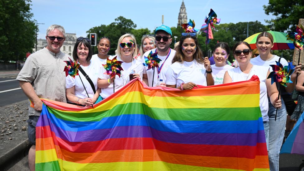 Cardiff: Pride Cymru celebrates its largest parade - BBC News