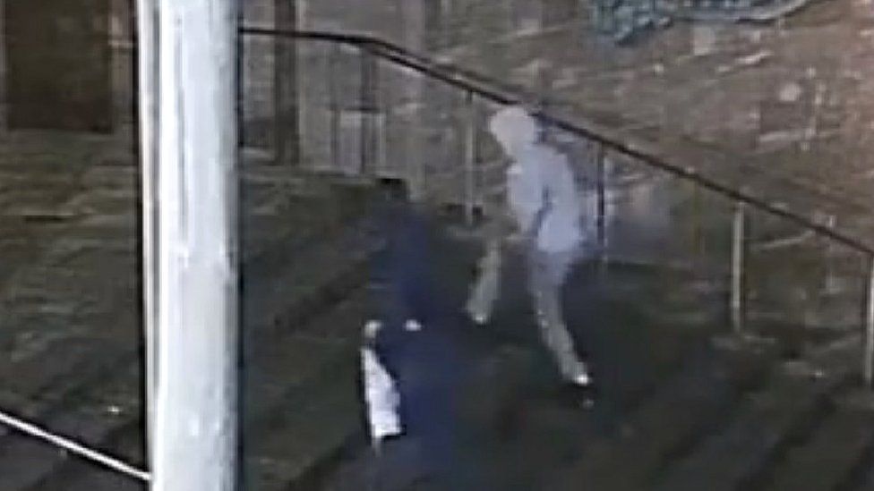 Coventry Cathedral: Artists invited to apply for broken window ...