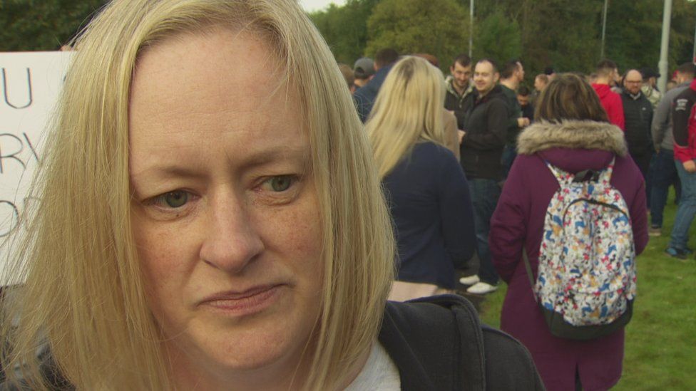 Wrightbus: Protest at Green Pastures Church over donations - BBC News