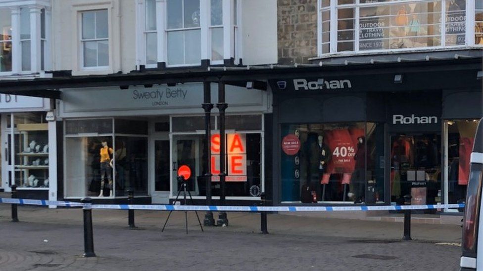 Harrogate stabbing: Three boys aged 13, 15 and 16 arrested - BBC News