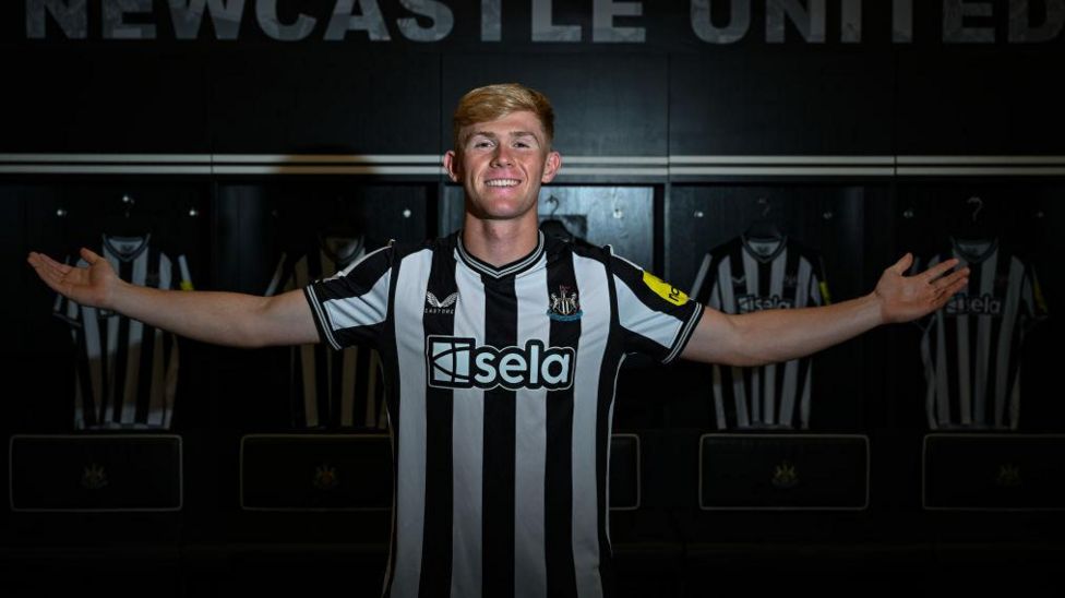 Newcastle 'acted swiftly to complete deal for talented Hall' - BBC Sport
