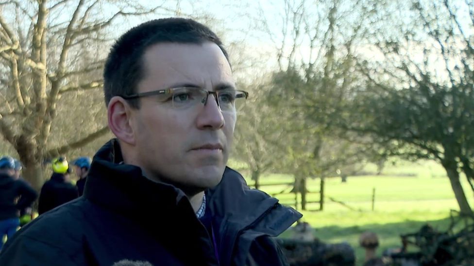 Free farming and woodland training in Devon and Cornwall - BBC News