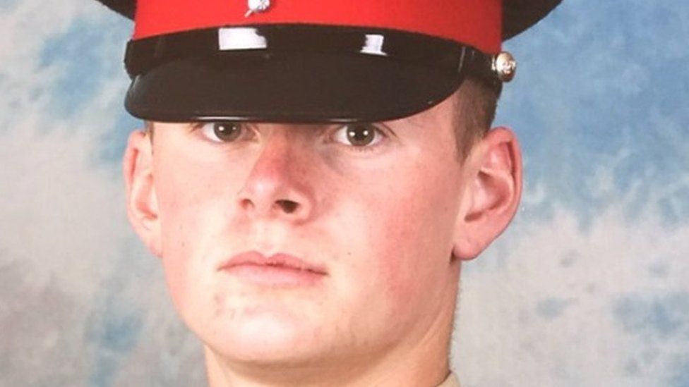 Motorcyclist Charlie Stubley dies in crash with car - BBC News