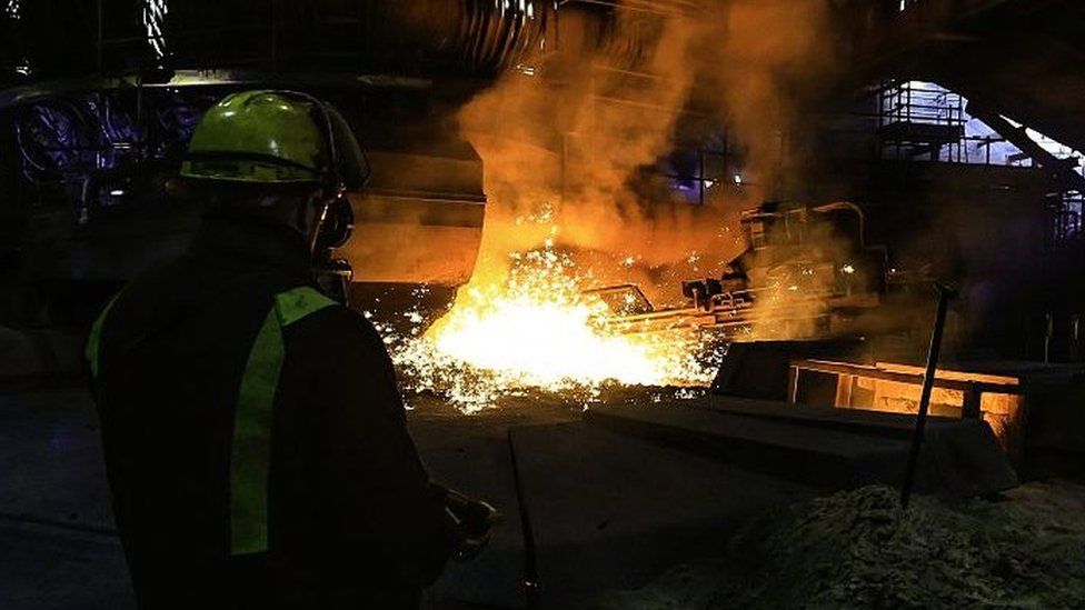 UK poised to give £300m in rescue funding to British Steel - BBC News