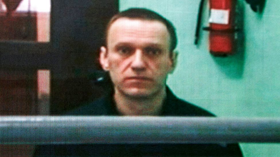 Alexei Navalny: Russian opposition leader 'removed from penal colony ...
