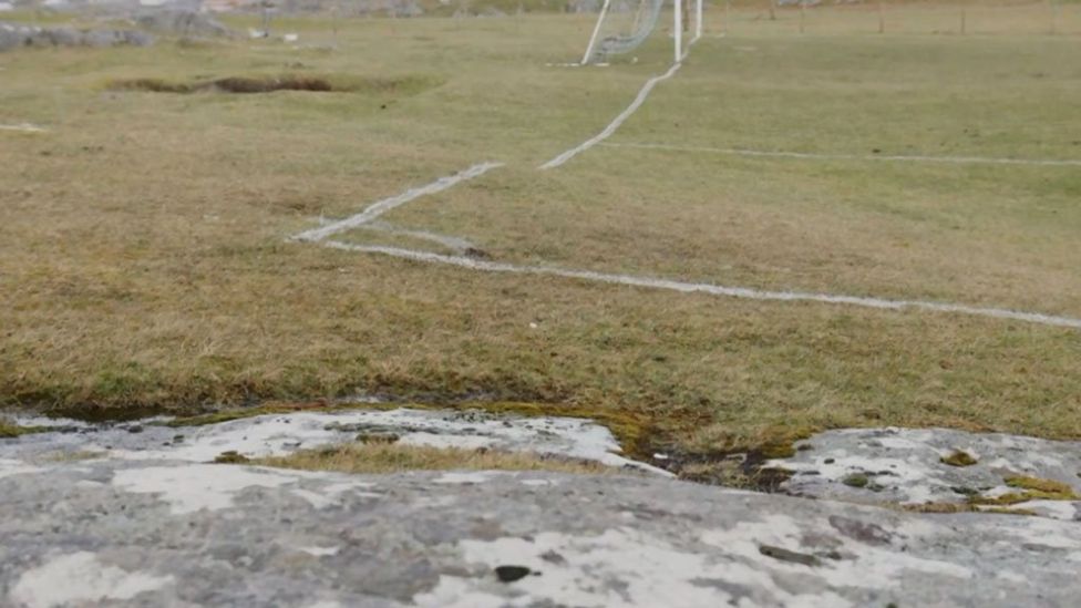 Fever pitch: A celebration of Eriskay's football pitch - BBC News