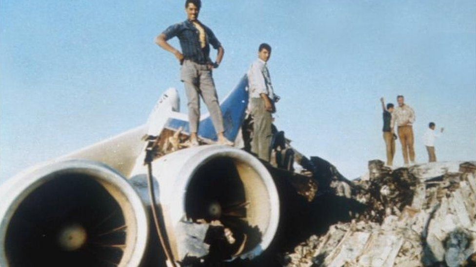 Switzerland 'made secret deal with PLO' after bomb attacks - BBC News