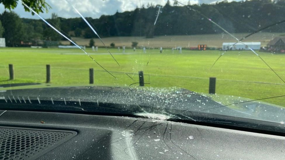 Cricketer hits a six and smashes dad's windscreen during match - BBC News