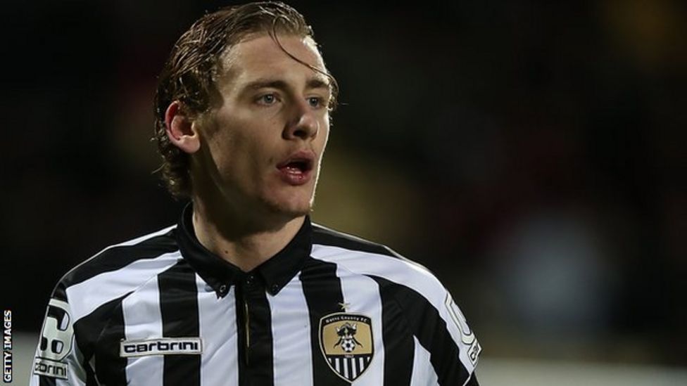 Elliott Hewitt: Notts County right-back signs new deal with League Two ...