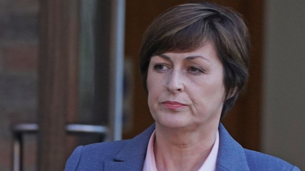 Donna Traynor's BBC employment tribunal case settled - BBC News