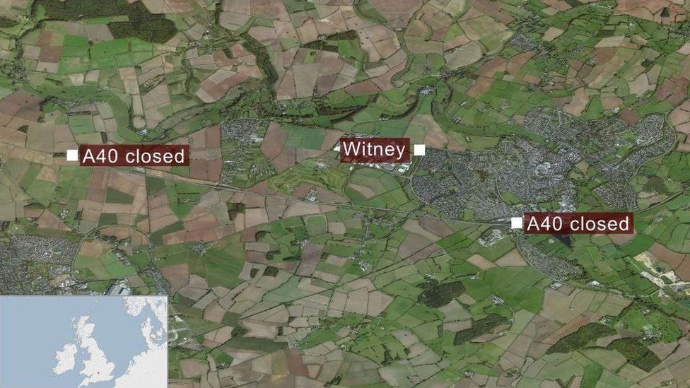 Woman dies in A40 pile-ups involving up to 20 cars - BBC News