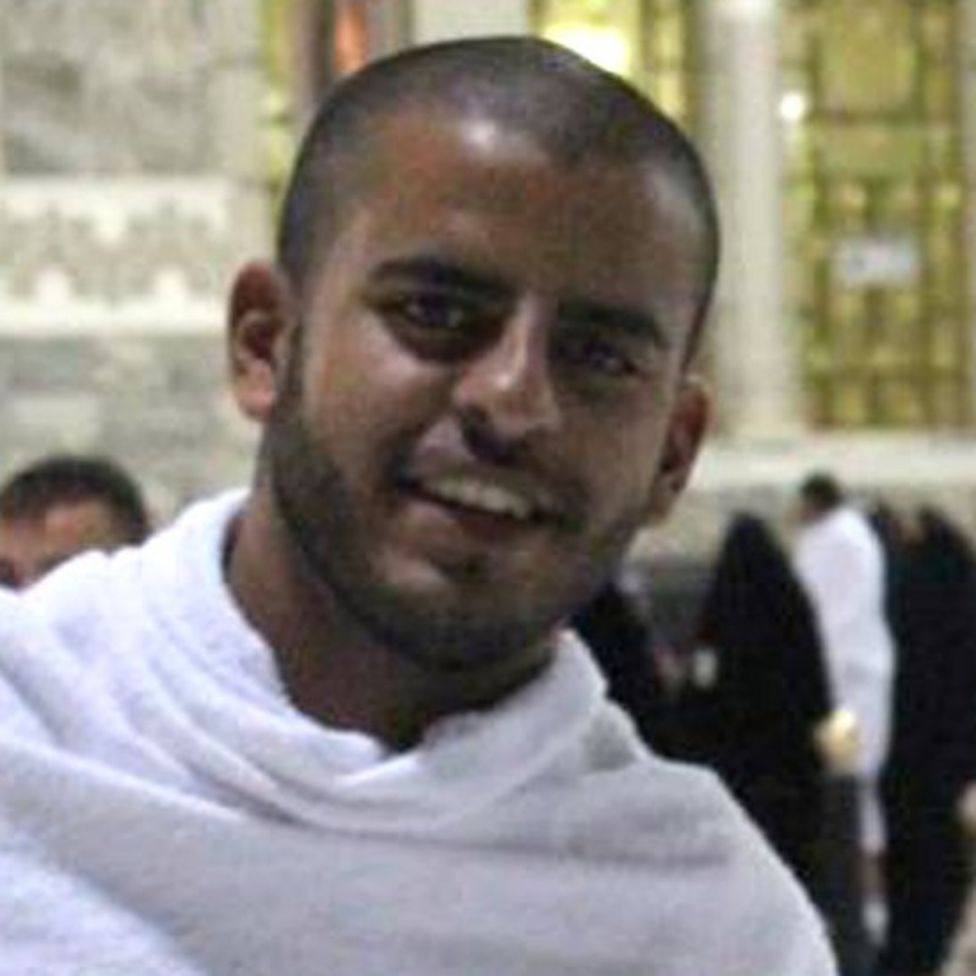 Ibrahim Halawa freed from jail in Egypt - BBC News