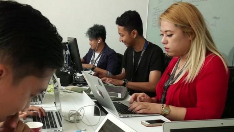 Philippines election: Populism, celebrity and ugly realities - BBC News