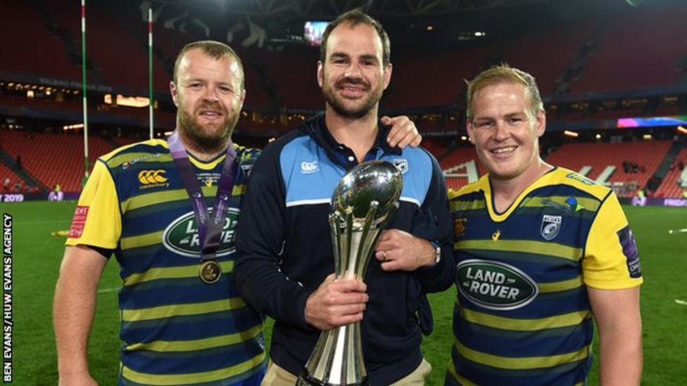 Five front row forwards sign new Cardiff Blues deals - BBC Sport