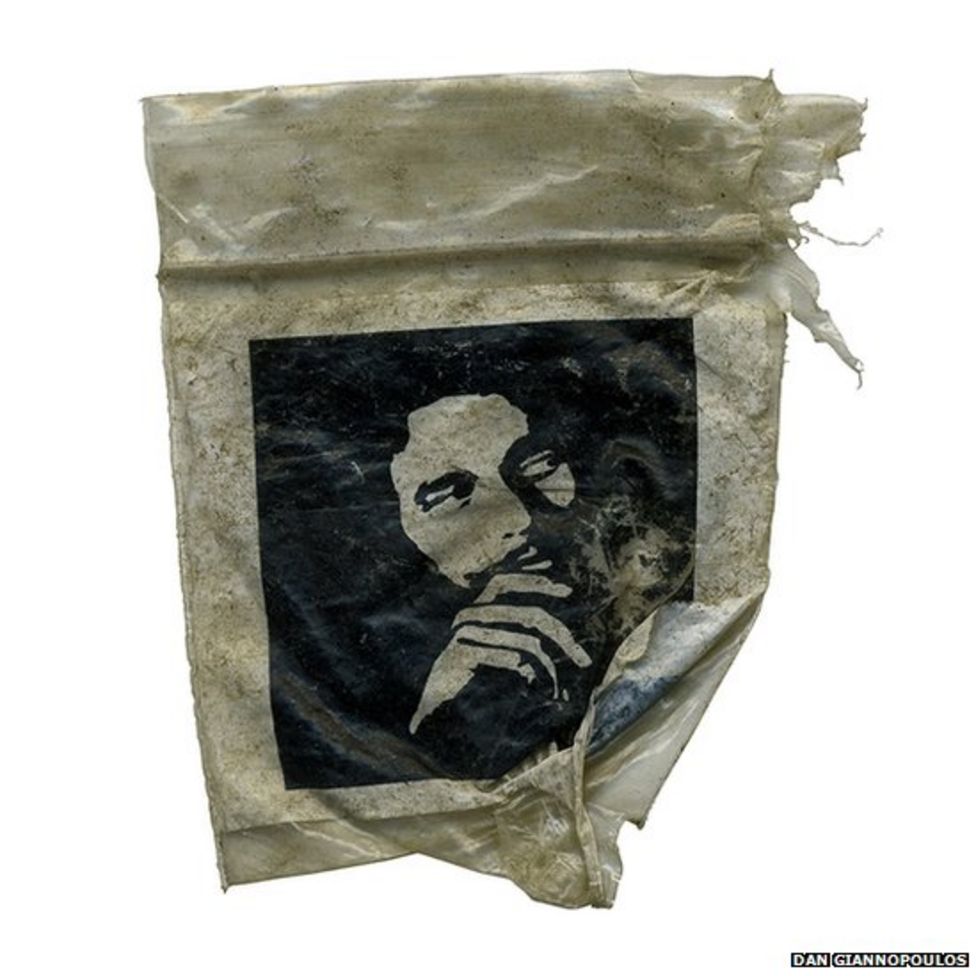 In pictures: Discarded drug baggies - BBC News