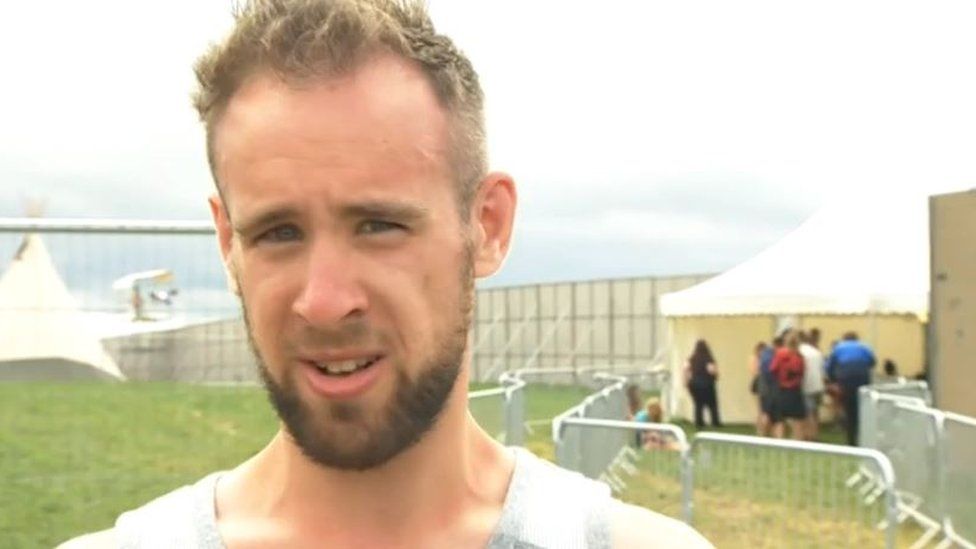 Boomtown Fair: Festival organisers help car fire victims - BBC News