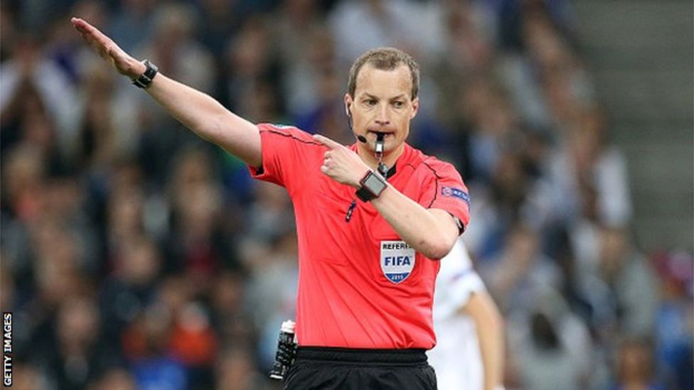 Euro 2016: 'Willie Collum strolled through the match' - BBC Sport