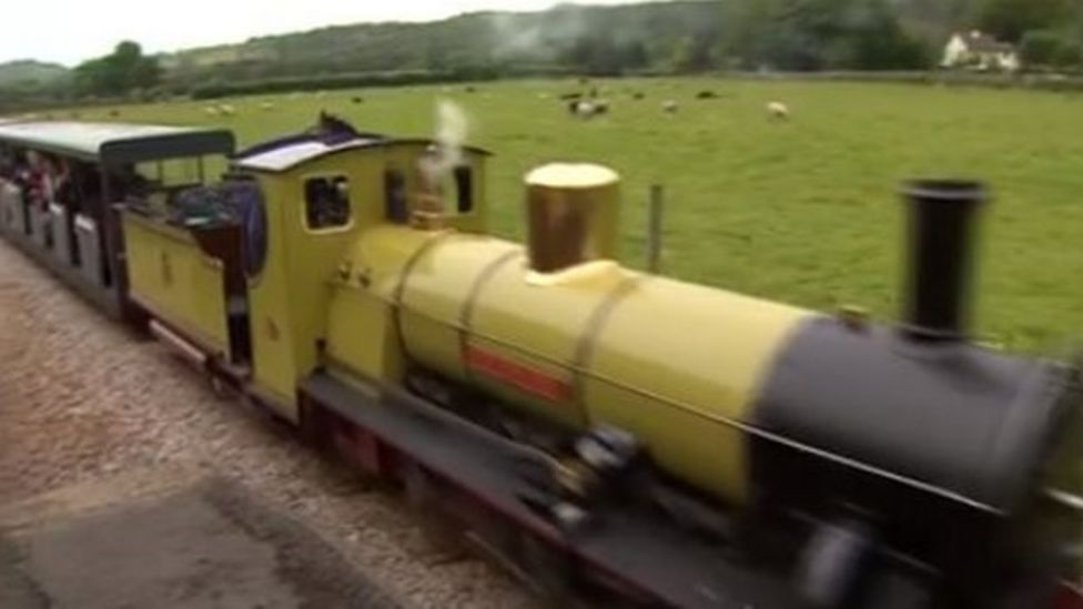 Ravenglass and Eskdale's La'al Ratty celebrates centenary - BBC News