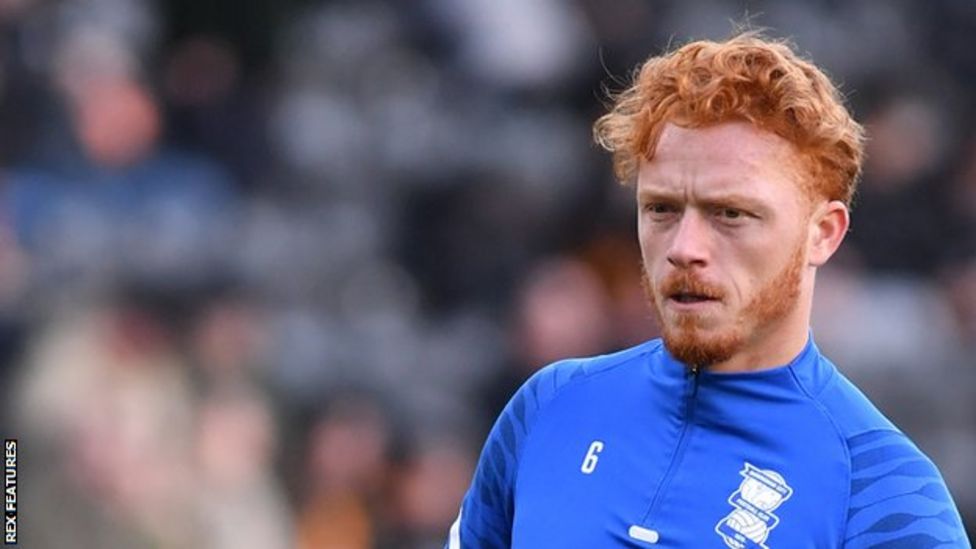 Ryan Woods: Hull City sign midfielder from Birmingham City on three ...