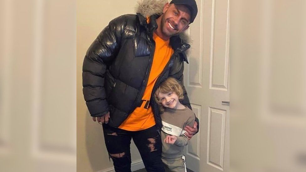 Jordan Banks: Stepdad saw boy hit by lightning, inquest hears - BBC News