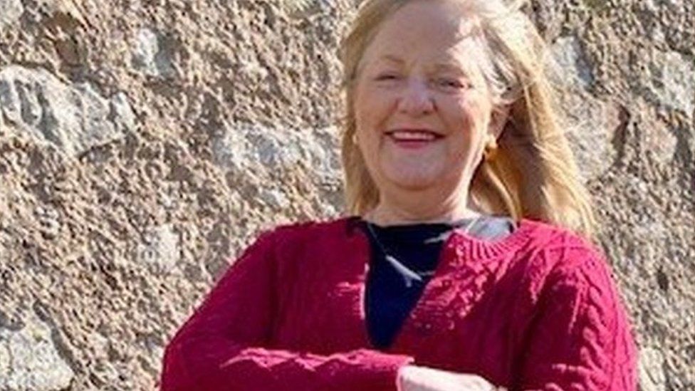 'I moved to Scotland but it doesn't feel like I'm here' - BBC News