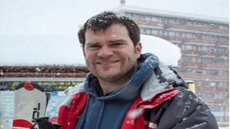 A34 ambulance crash death man was 'kind and loving' - BBC News