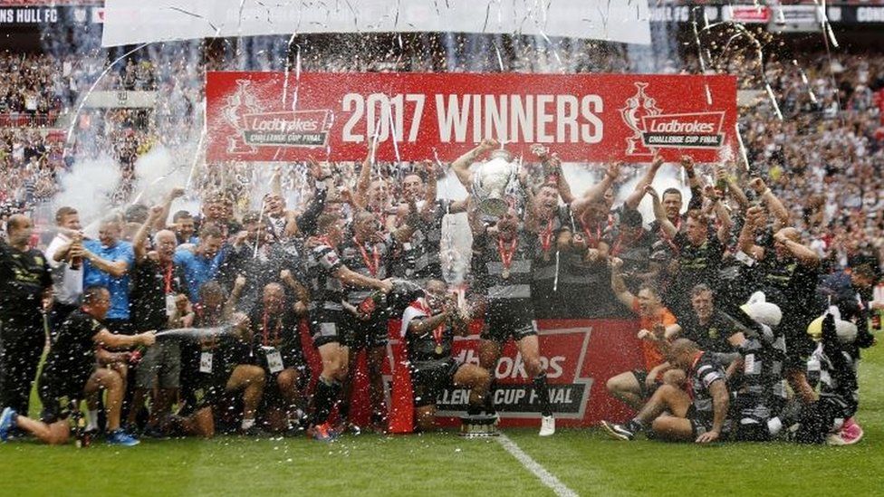 Homecoming parade to celebrate Hull FC's Challenge Cup win - BBC News