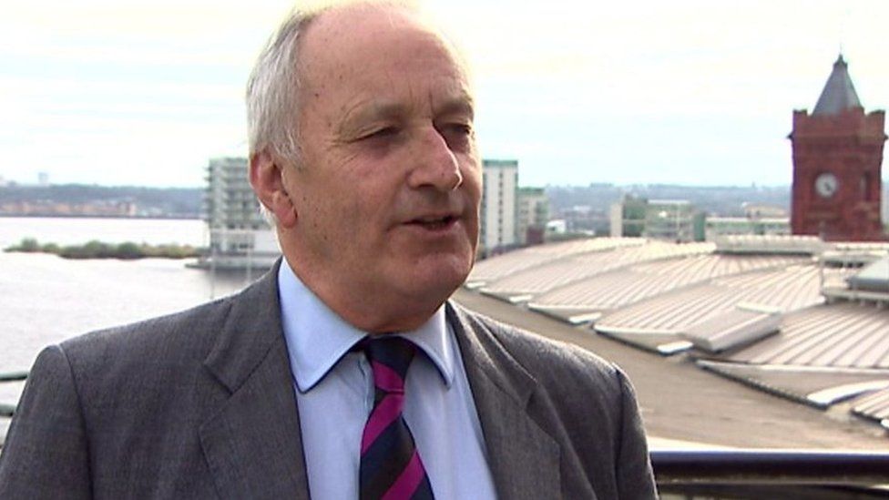 Call to 'honestly discuss' Muslim extremism by UKIP's Neil Hamilton ...