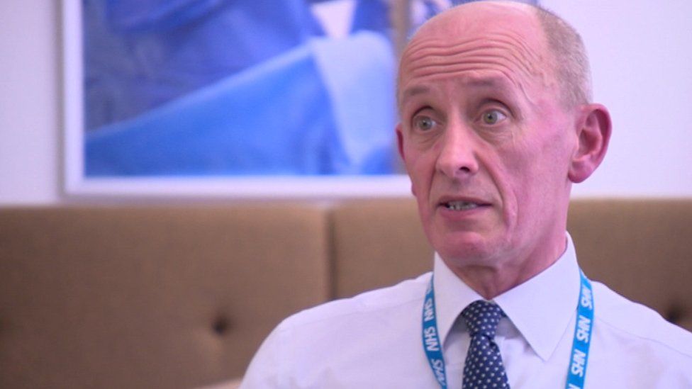 Coronavirus: Outbreak 'has not peaked' in London - BBC News