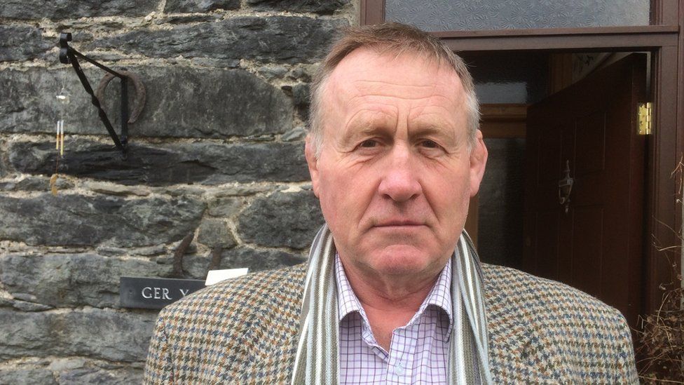 Deiseb: 'Tynnwch enw Y Bala o Garchar y Berwyn' - BBC Cymru Fyw