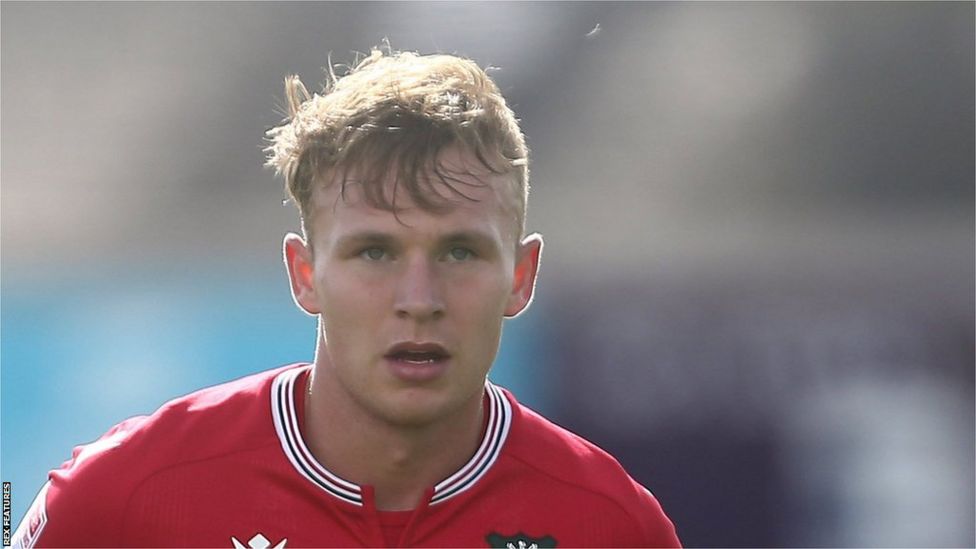 Jake Bickerstaff: Accrington Stanley sign Wrexham forward on loan for ...