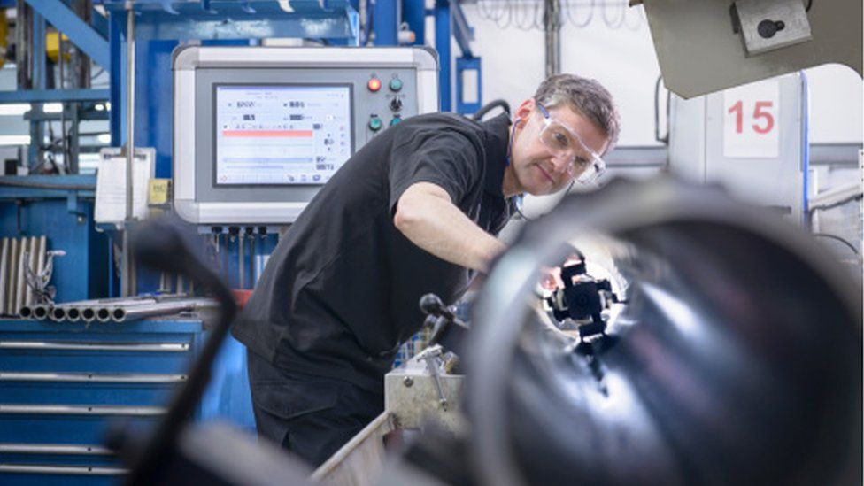 Scottish engineers report another strong quarter - BBC News