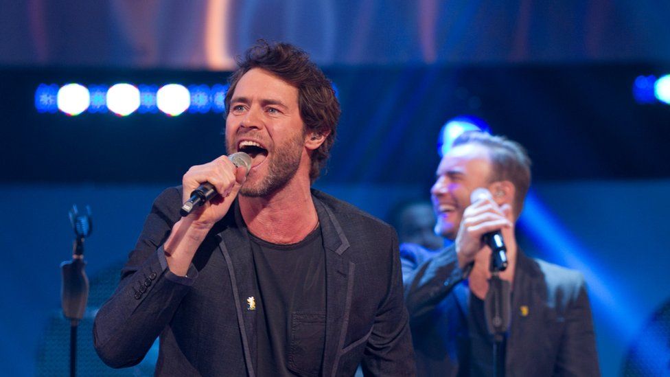 Take That's Howard Donald names his new baby Bowie Taylan Donald - BBC News