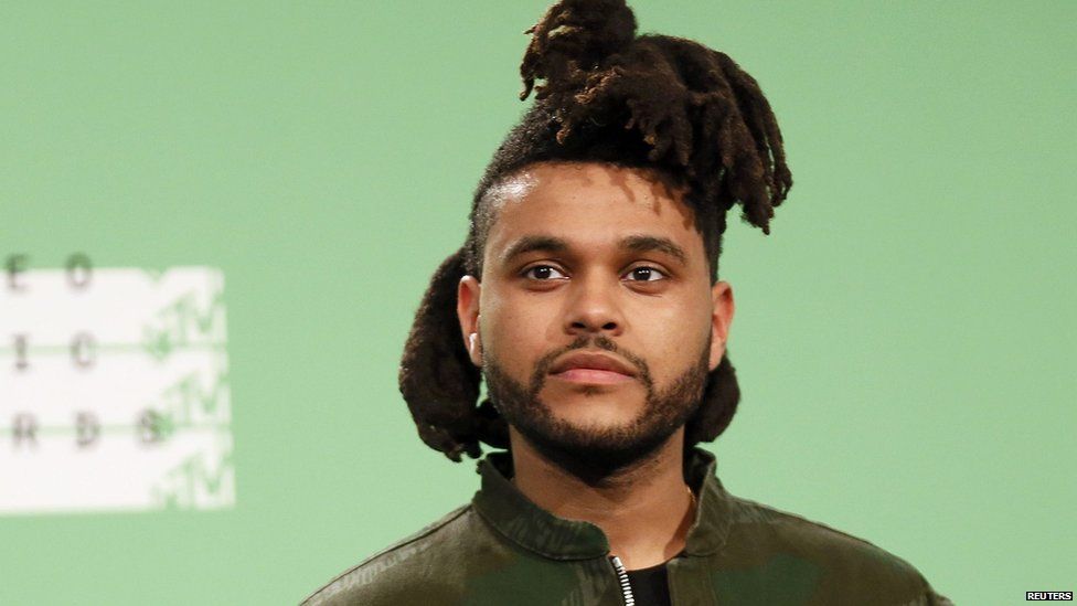 The Weeknd avoids jail for punching a police officer - BBC News