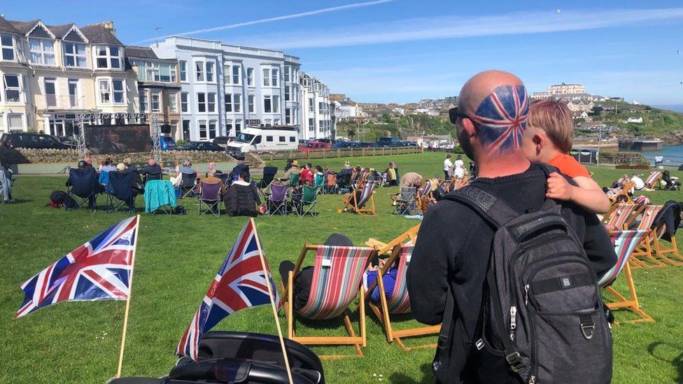Cornwall celebrates King's Coronation - BBC News