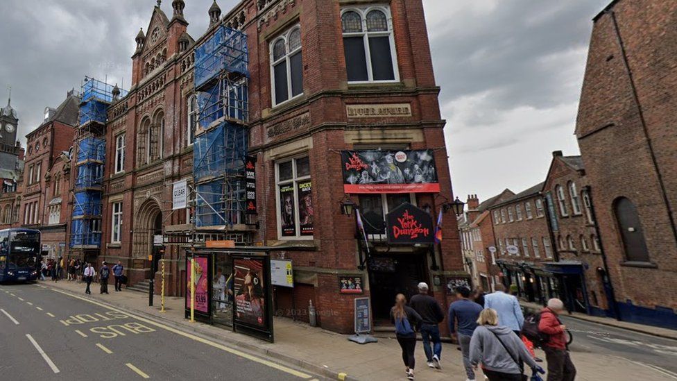 York Dungeon closed due to flooding - BBC News