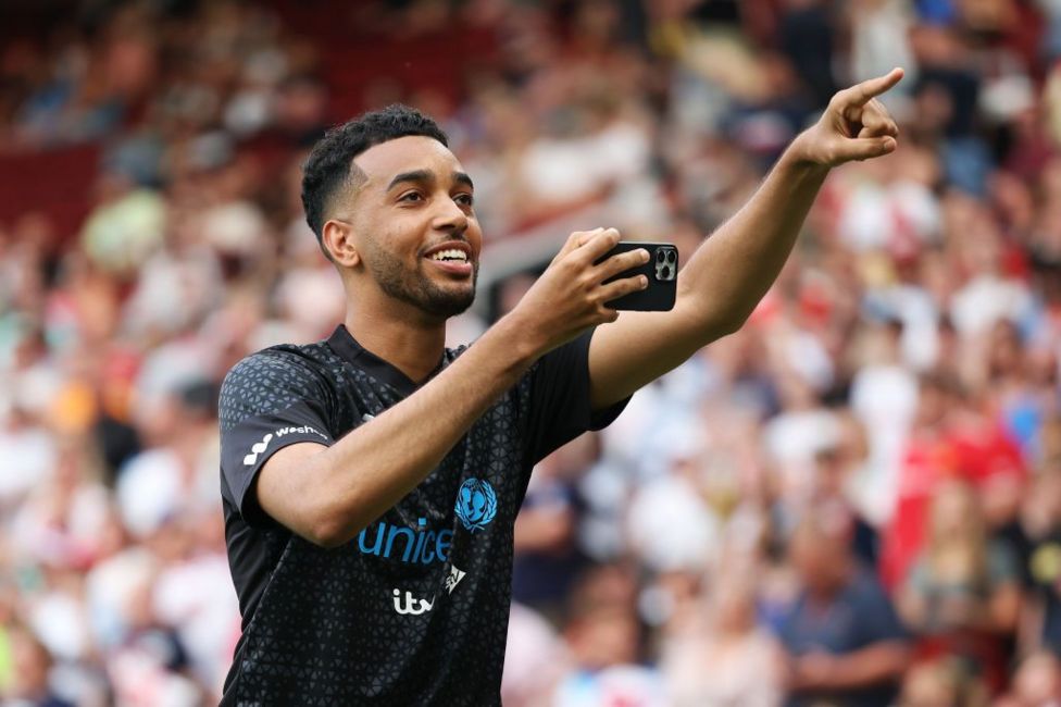 I was used in YouTuber Niko Omilana's 'scam' election bid - TV runner ...