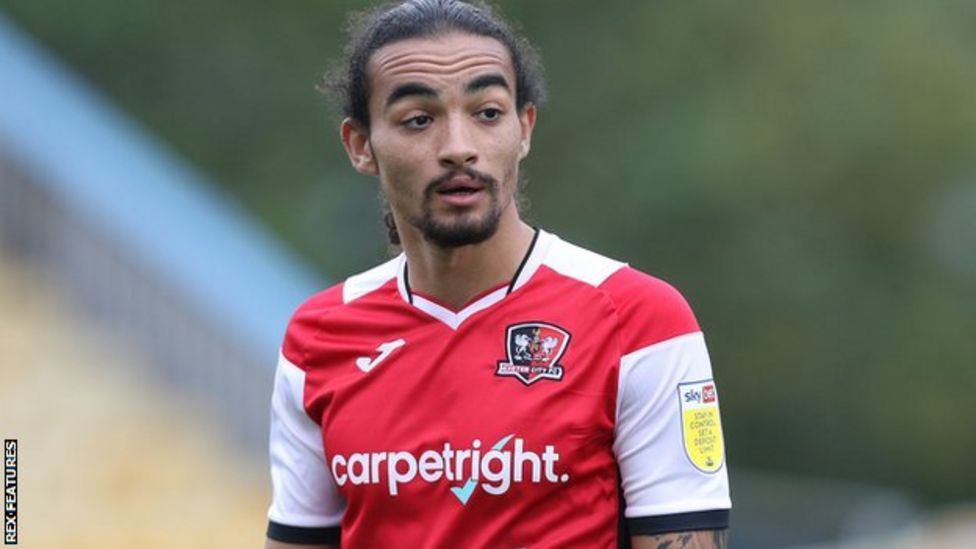 Randell Williams: Hull City sign Exeter City midfielder - BBC Sport