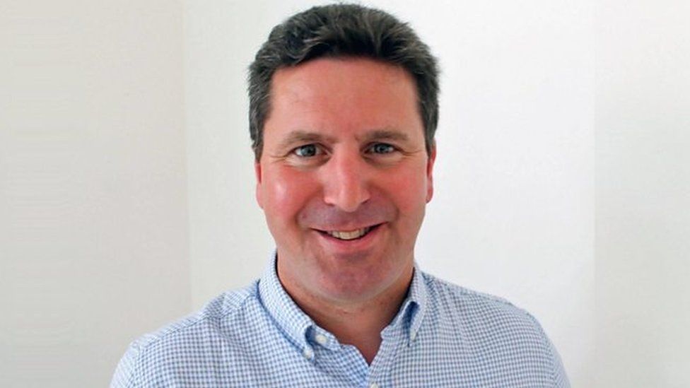 Ateb y Galw: Iwan Griffiths - BBC Cymru Fyw