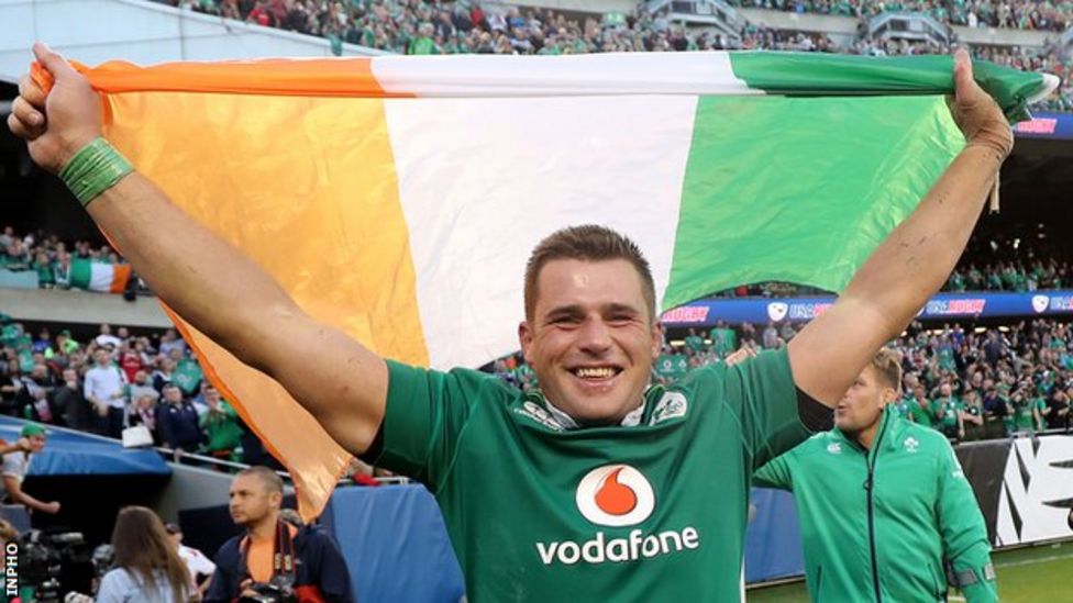 CJ Stander is named Irish rugby writers player of the year - BBC Sport