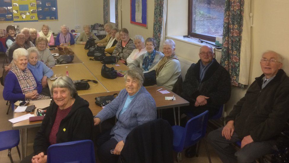 'Lifeline' helping those living in shadow of pit closures - BBC News