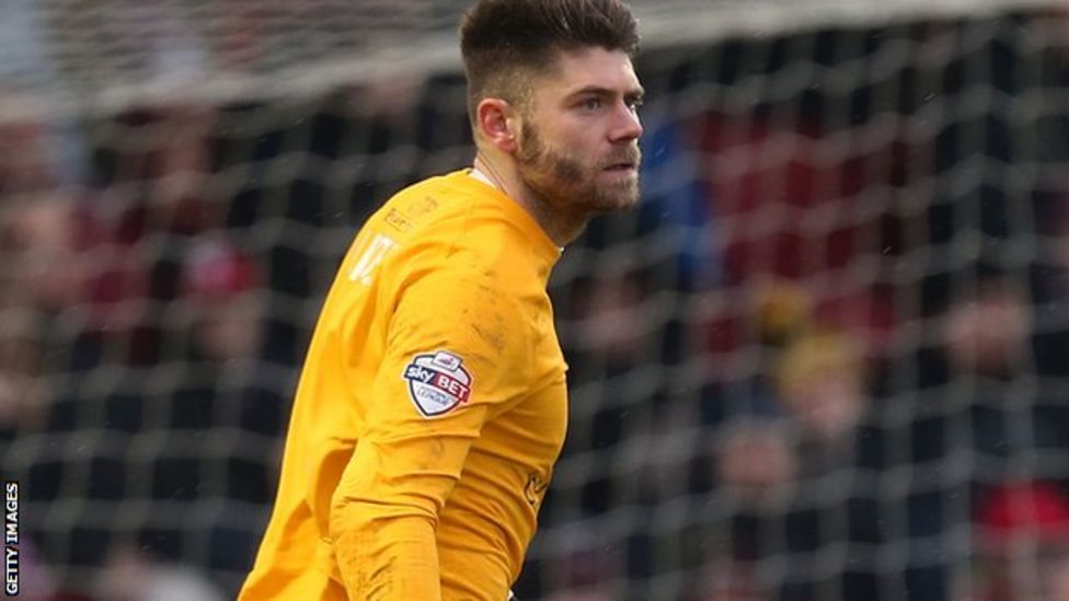 Scott Flinders: Cheltenham Town keeper's new contract a 'no-brainer ...